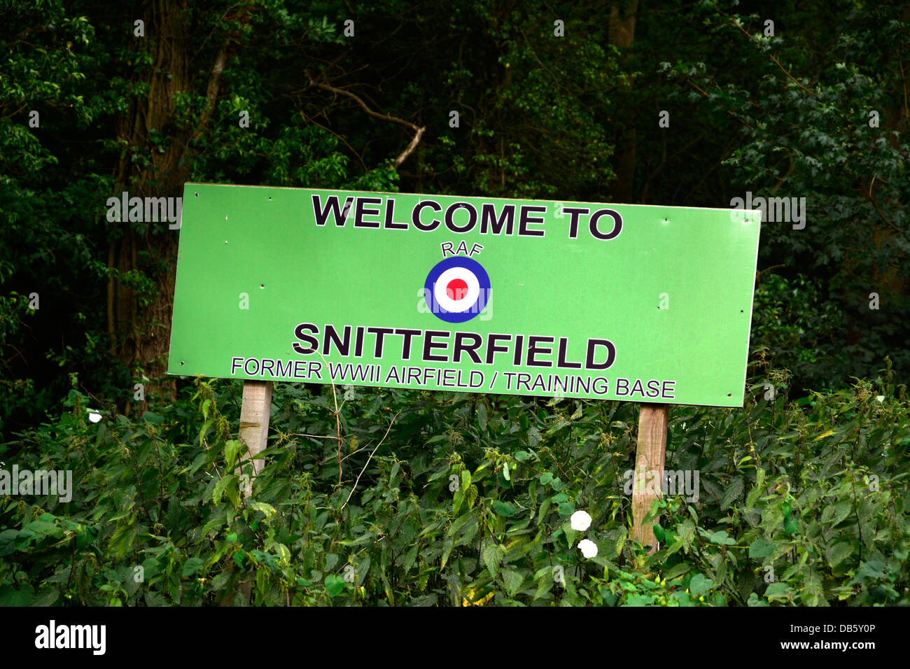 Raf base hi-res stock photography and images - Alamy