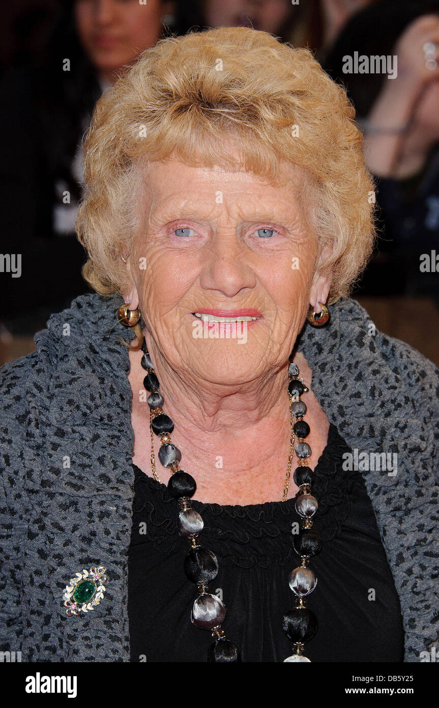 Nanny Pat Water for Elephants - UK film premiere held at the Vue ...