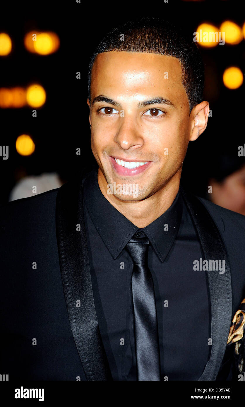 Marvin Hume Water for Elephants - UK film premiere held at the Vue ...