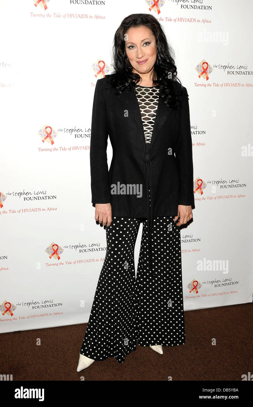 Holly Cole at the Stephen Lewis Foundation's Hope Rising! Benefit ...