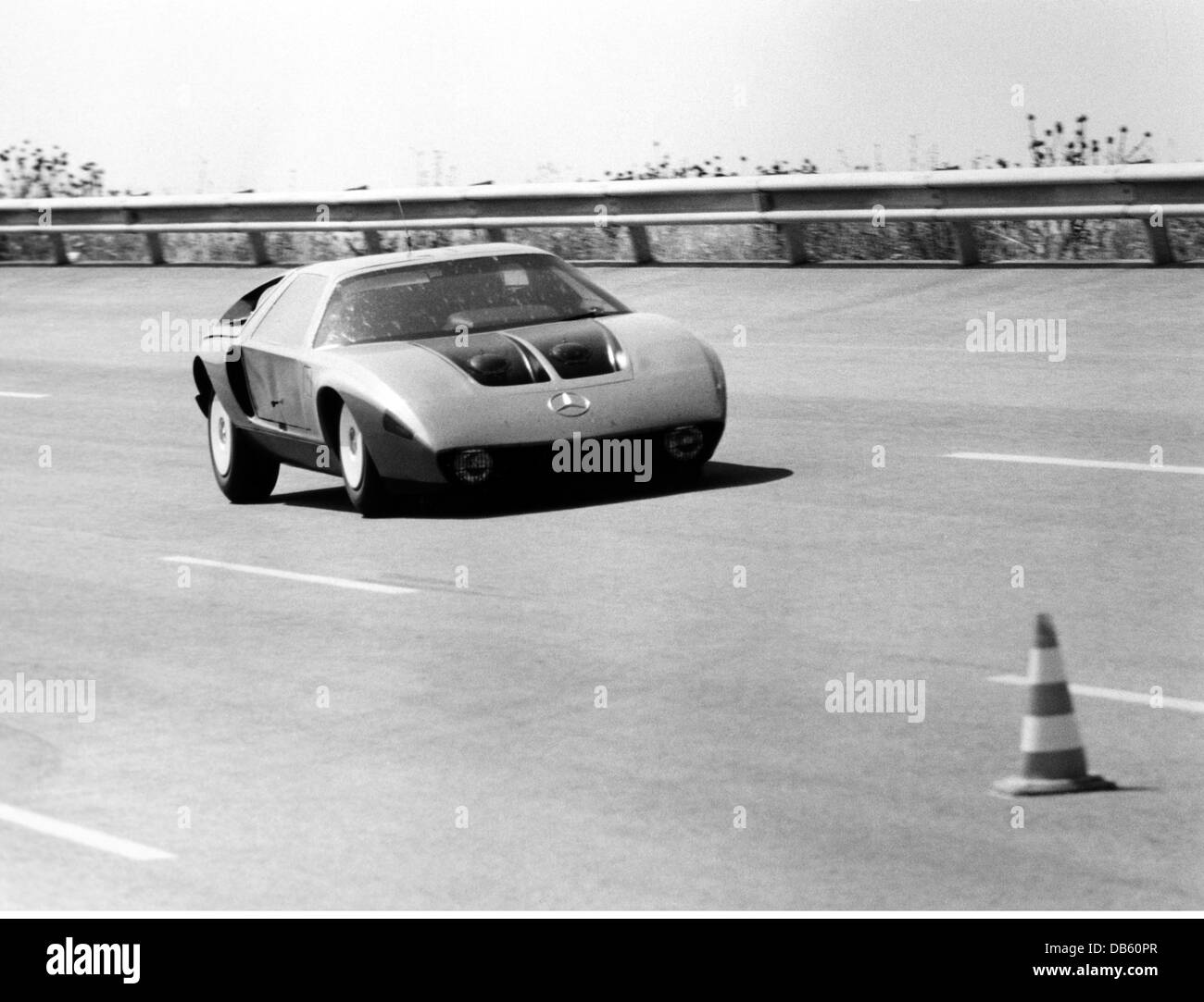 Car test 1970s hi-res stock photography and images - Alamy