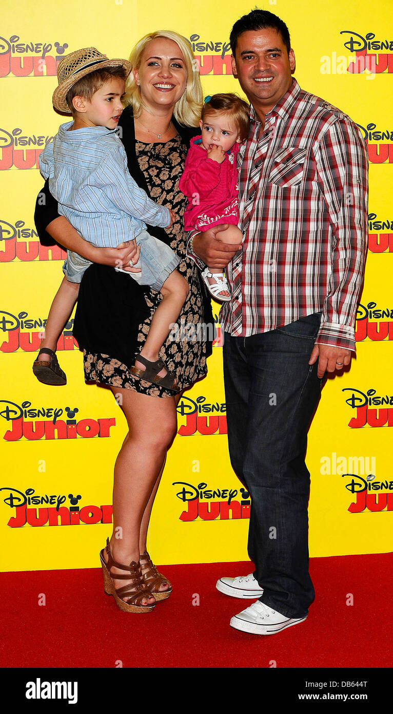 Disney junior channel hi-res stock photography and images - Alamy