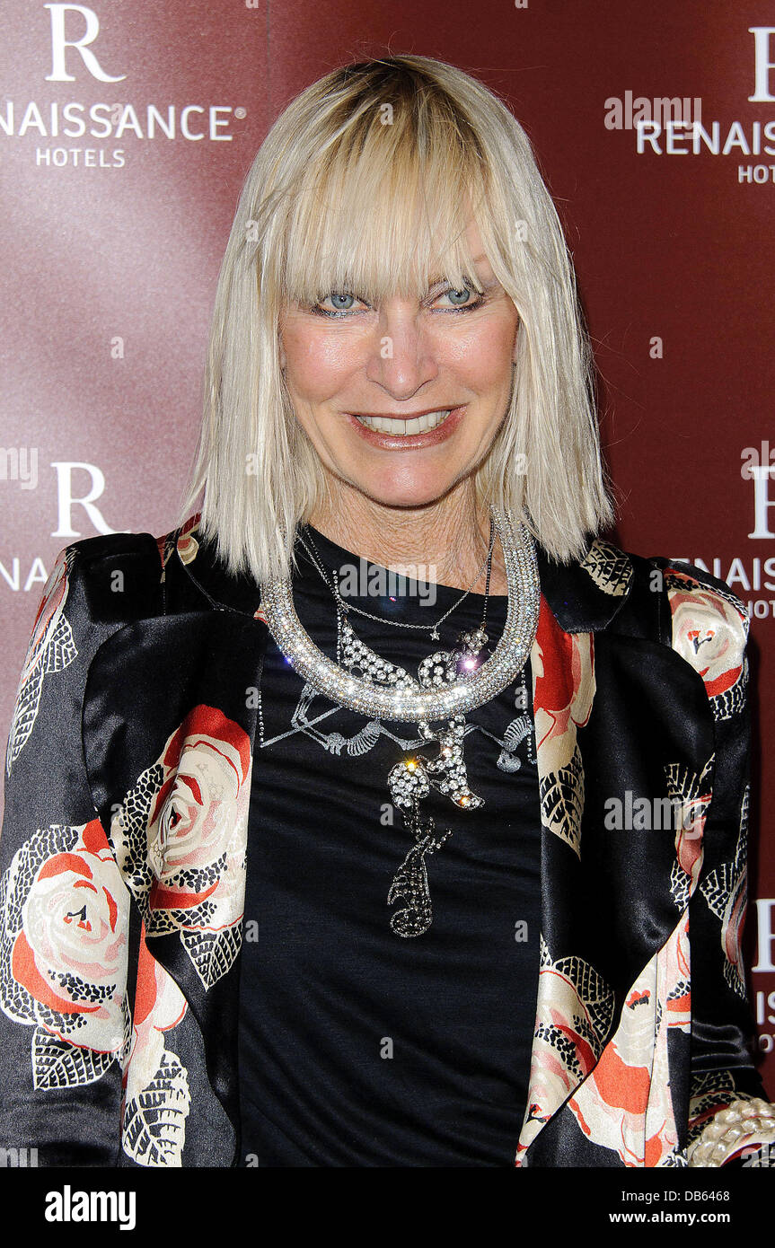 Virginia bates hi-res stock photography and images - Alamy