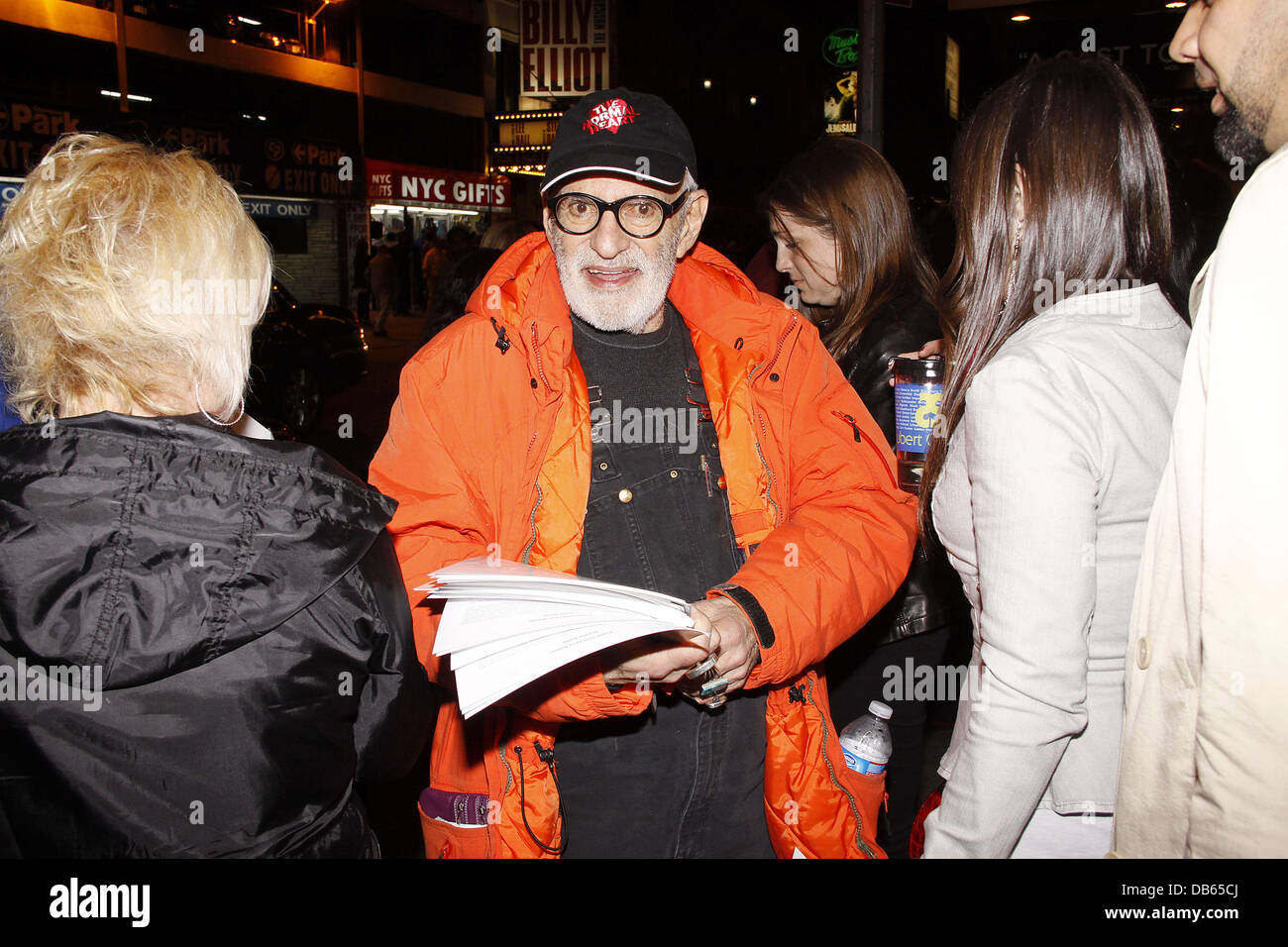 Handing out fliers hi-res stock photography and images - Alamy