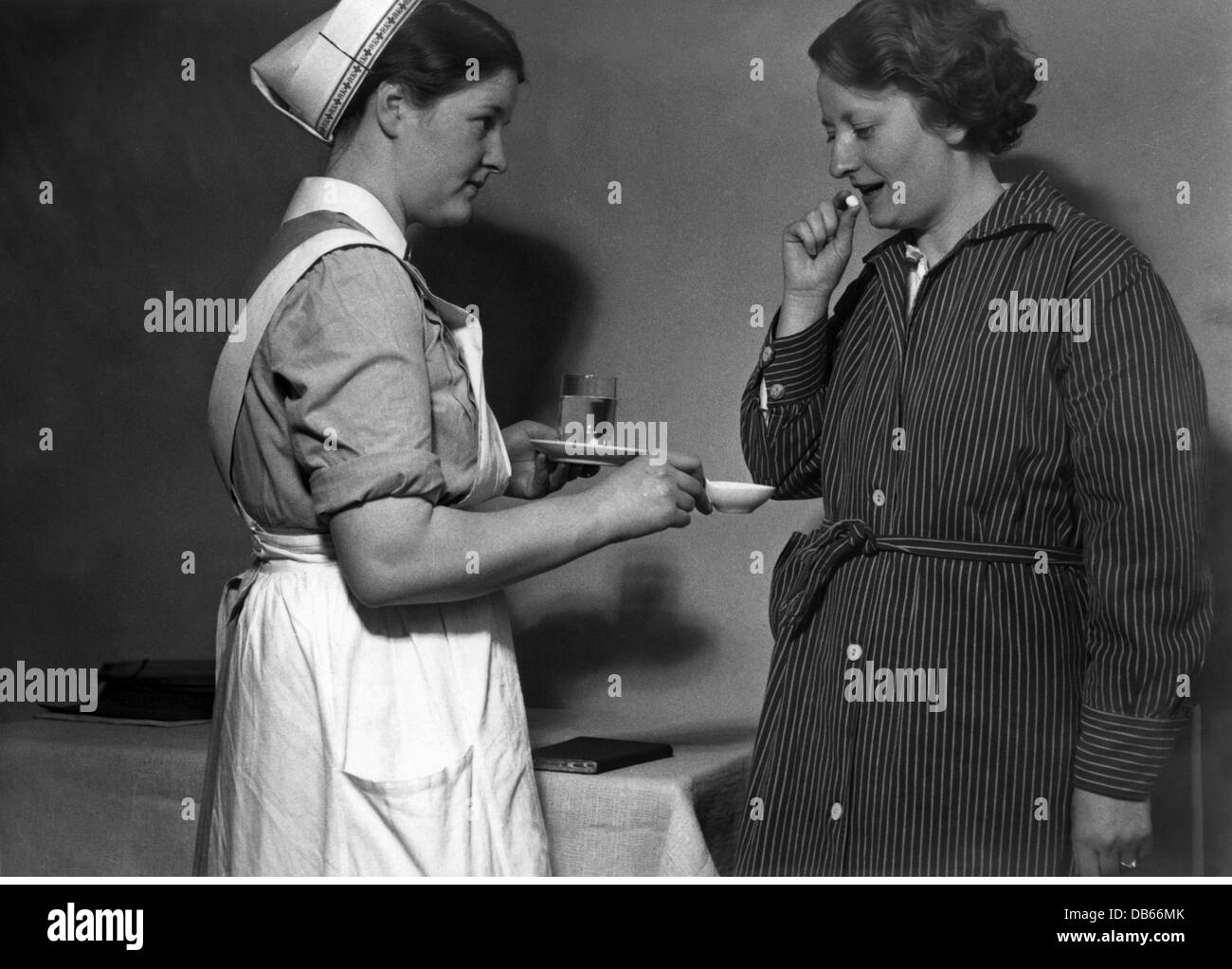 Red Cross Nurse High Resolution Stock Photography and Images - Alamy