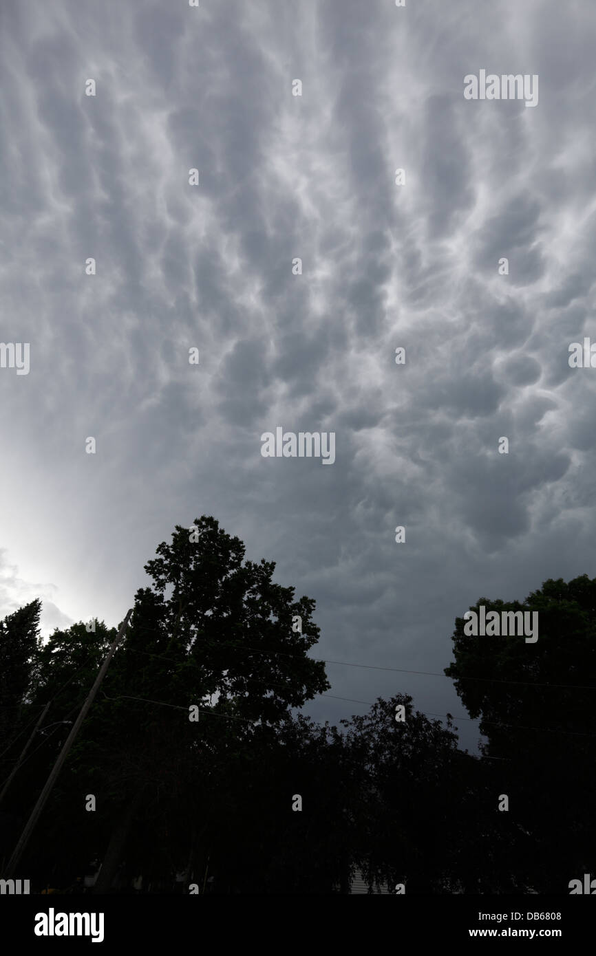 Mammatus clouds hi-res stock photography and images - Alamy