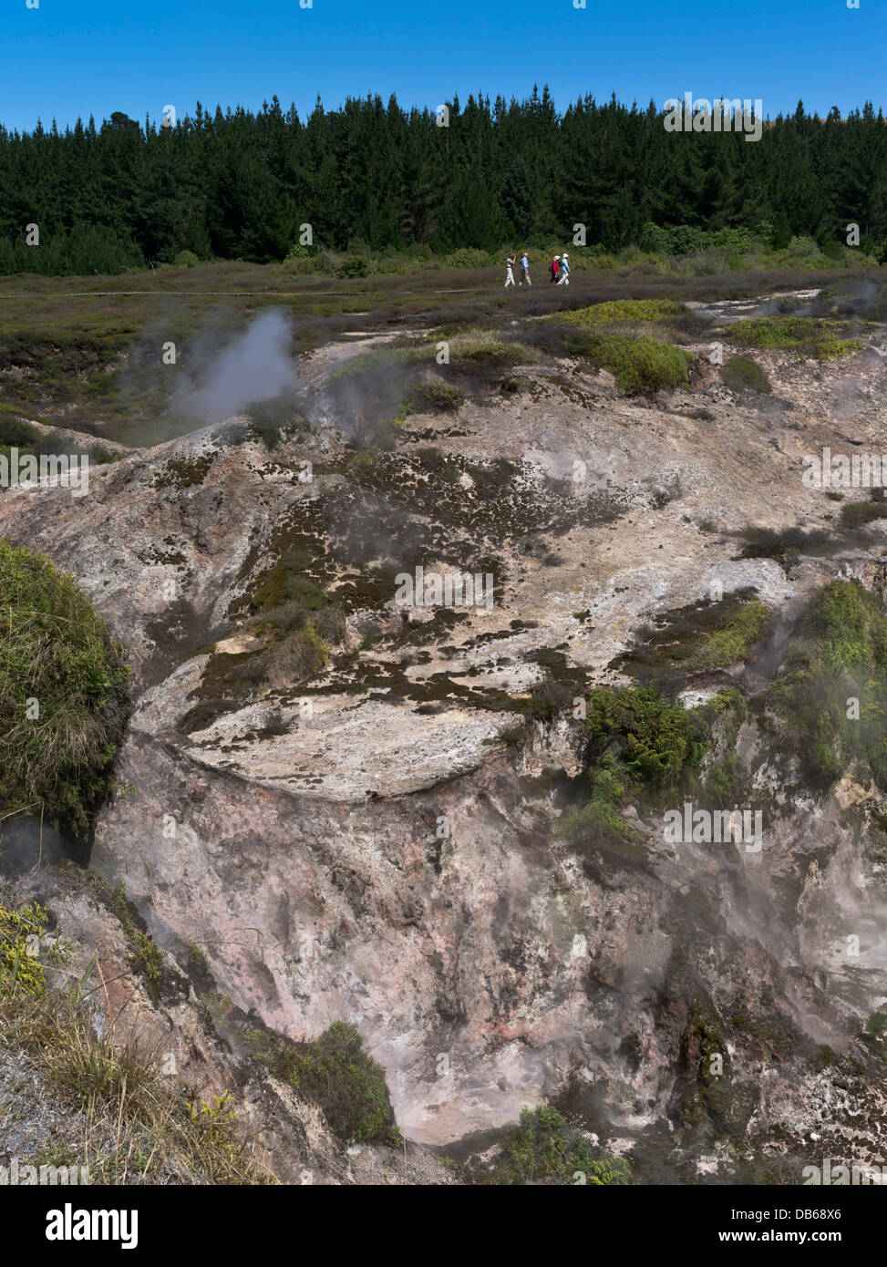 dh Craters of the Moon TAUPO NEW ZEALAND Tourists walking Geothermal ...