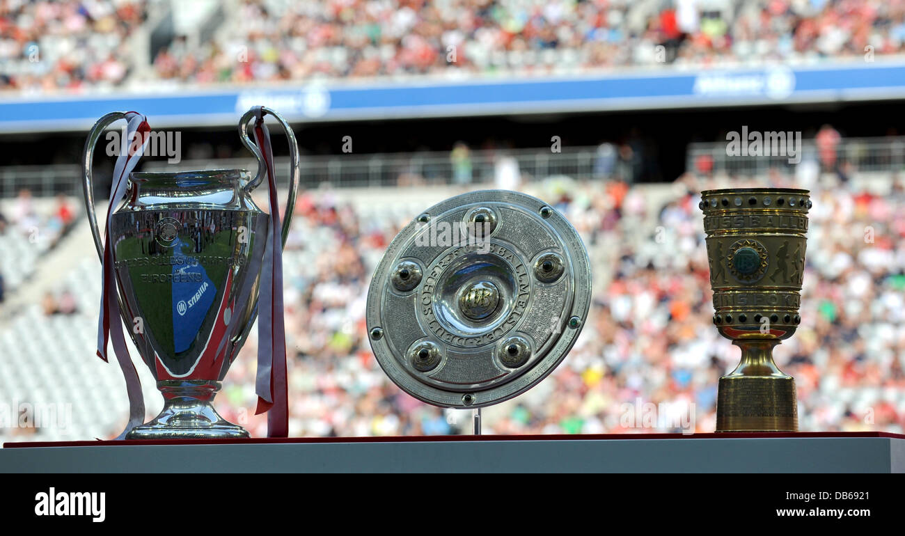 Bayern trophy 2013 bundesliga hi-res stock photography and images - Alamy