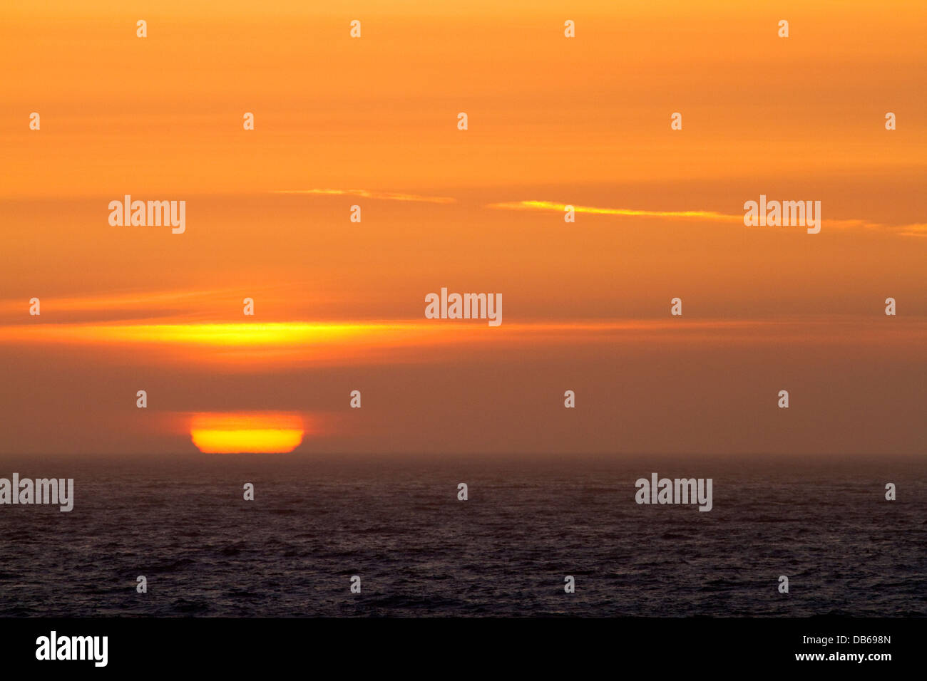 Pacific northwest sunset hi-res stock photography and images - Alamy