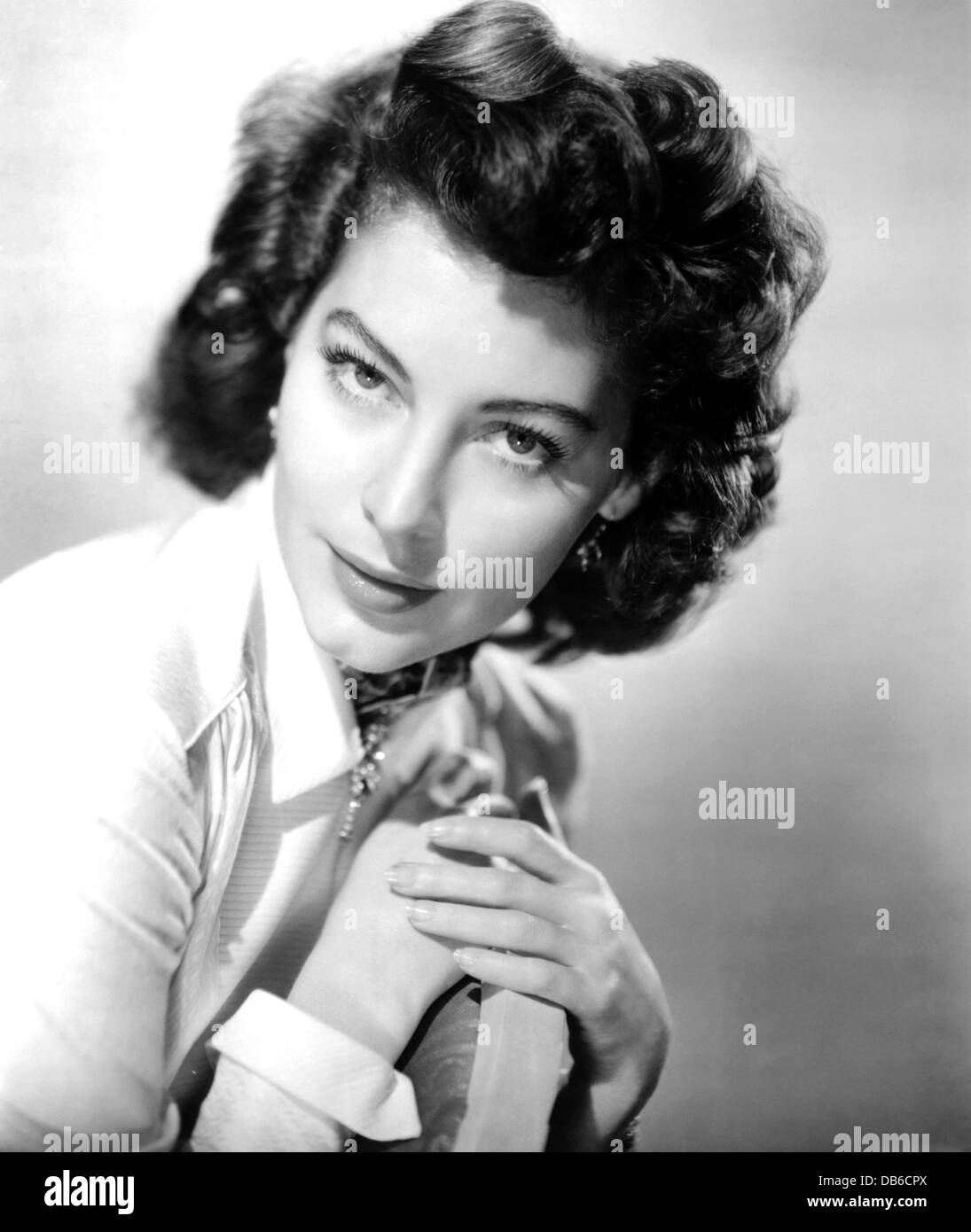 Ava gardner actress 1950 hi-res stock photography and images - Alamy