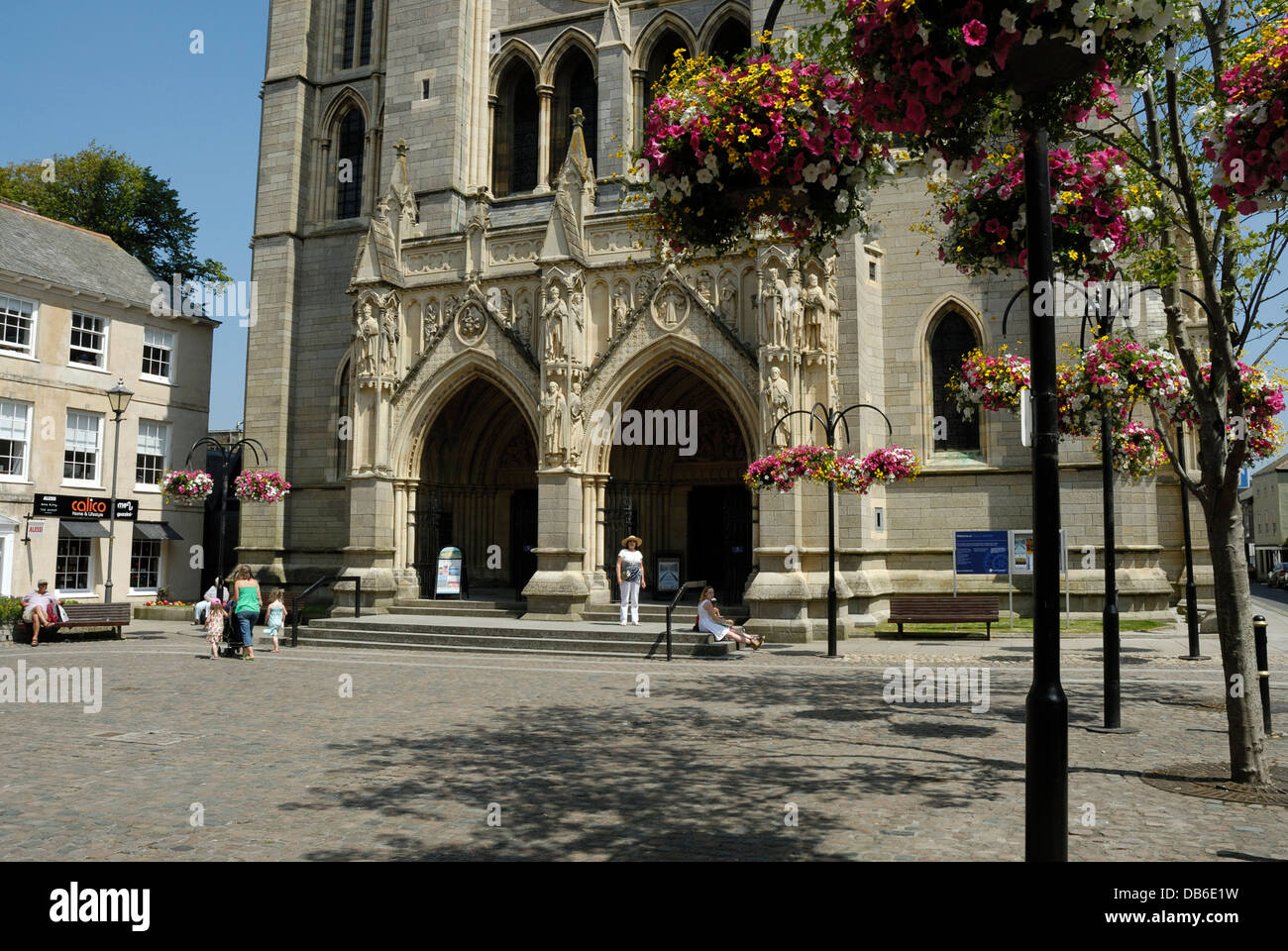 Truro cornwall town center hi-res stock photography and images - Alamy
