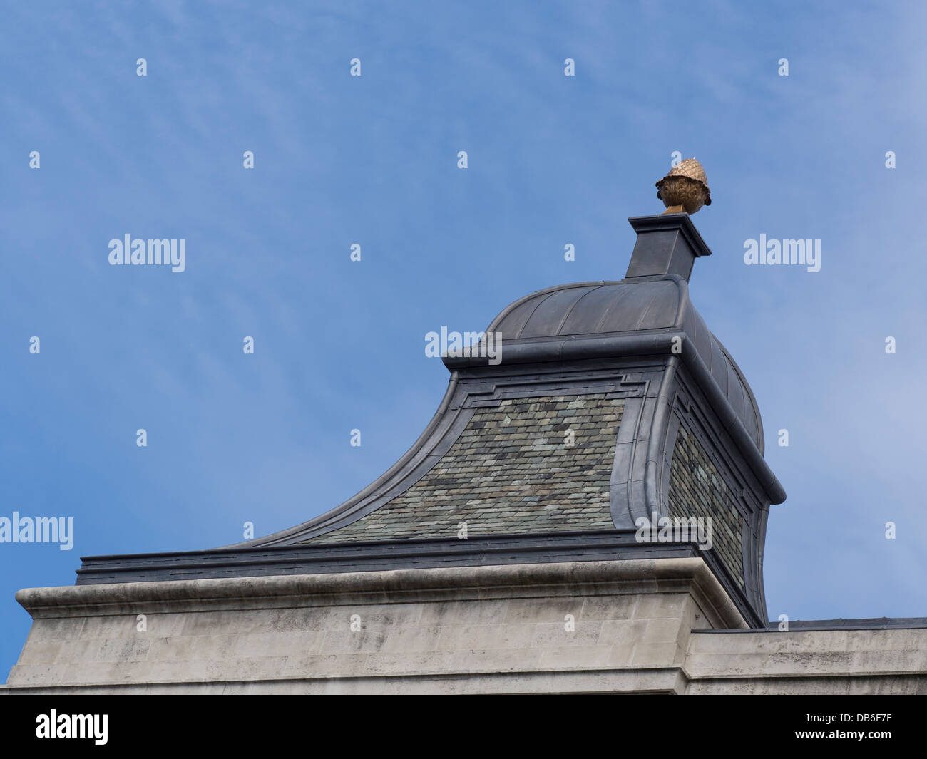 Impressive roof on Building in London Stock Photo - Alamy