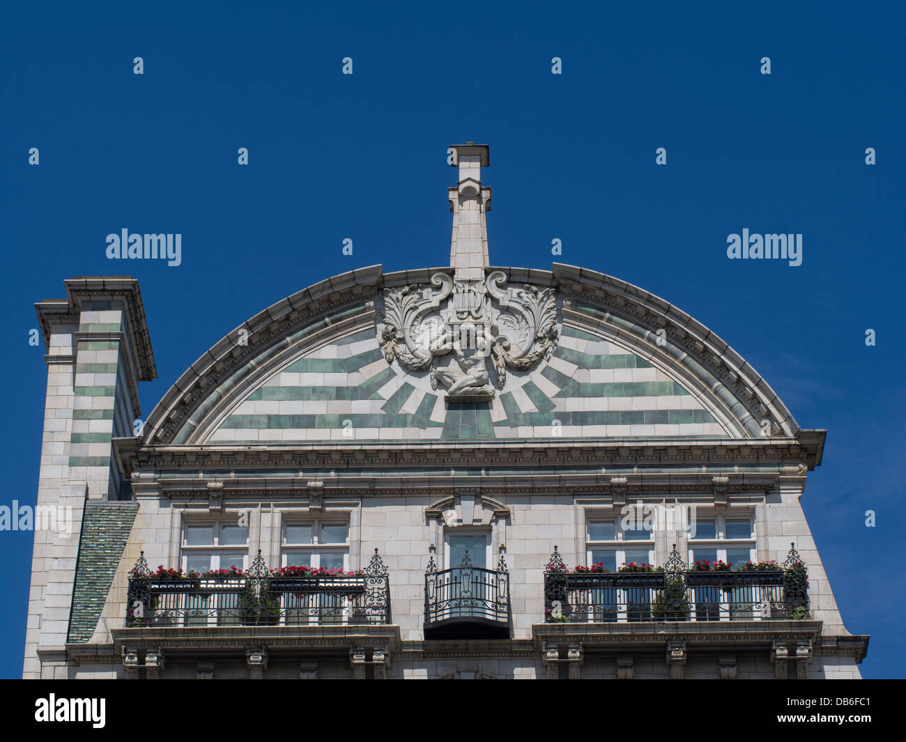 Impressive architecture hi-res stock photography and images - Alamy