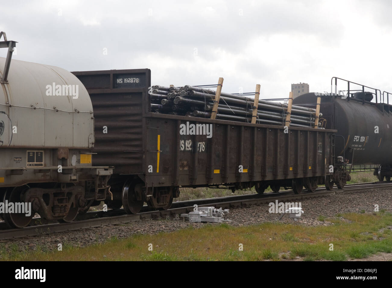 Railroad gondola car hi-res stock photography and images - Alamy