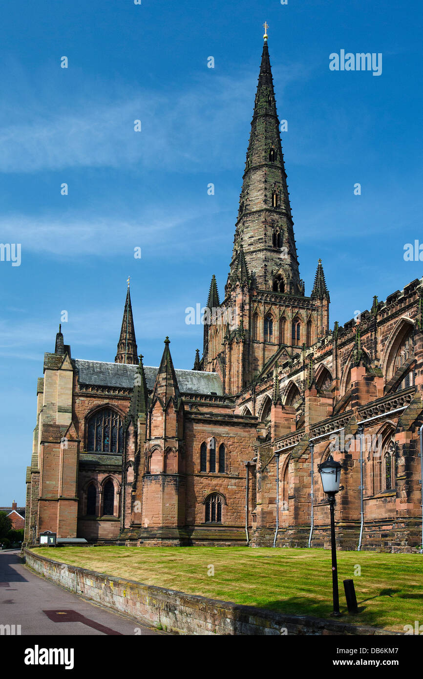 Lichfield church hi-res stock photography and images - Alamy