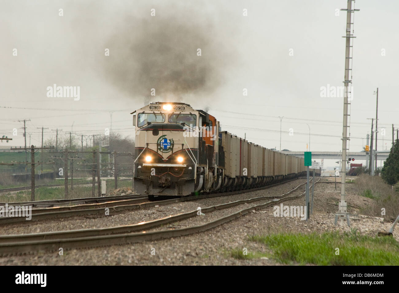 BNSF diesel locomotives lead a coal train at Saginaw Texas USA Stock ...