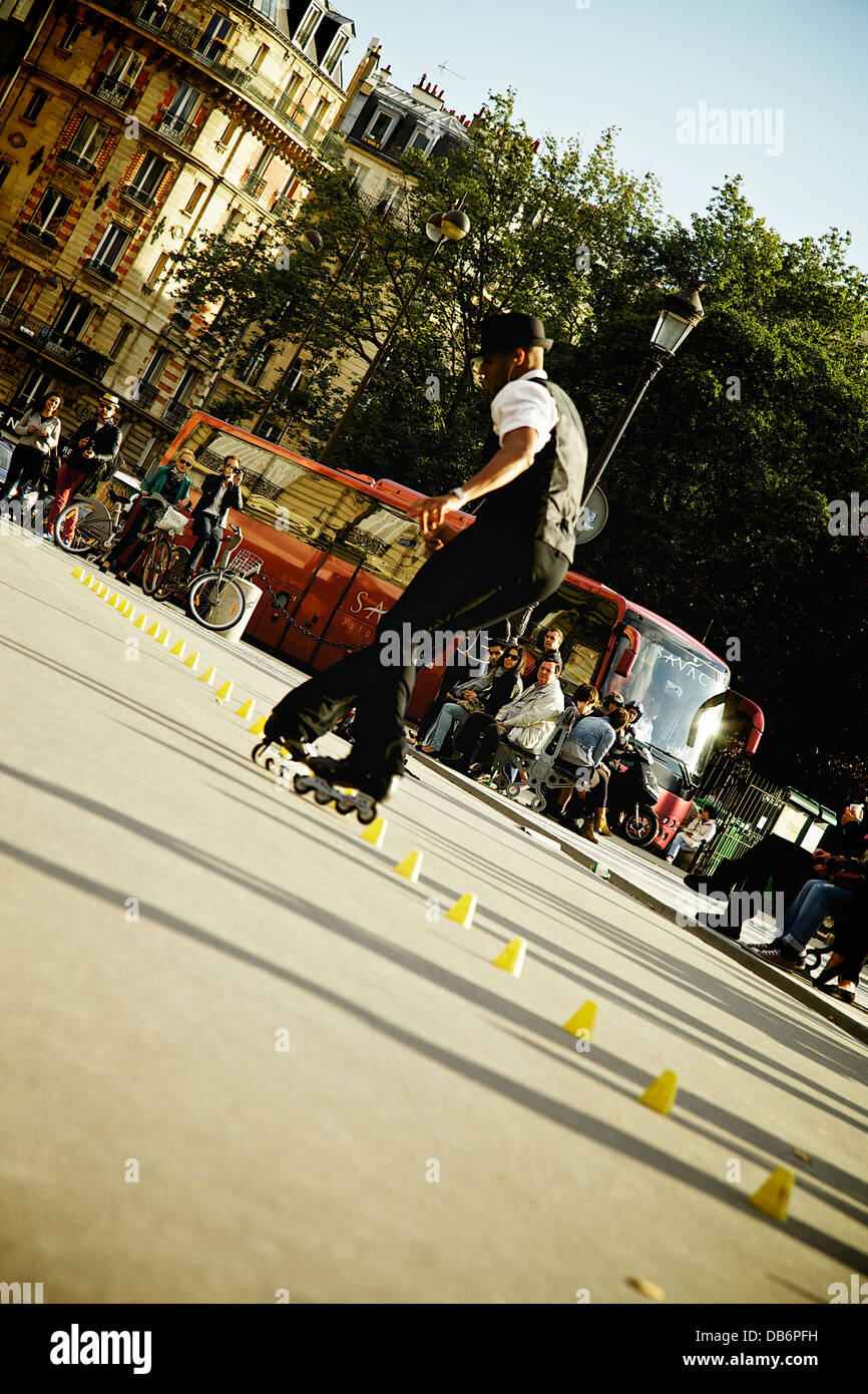 Rollerblades paris hi-res stock photography and images - Alamy