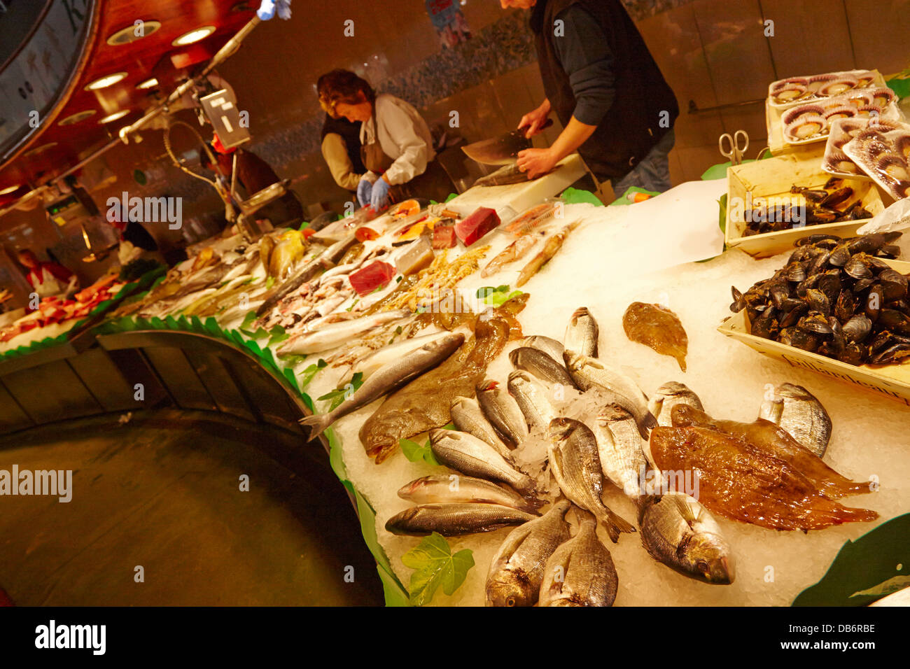 Inside seafood hi-res stock photography and images - Alamy