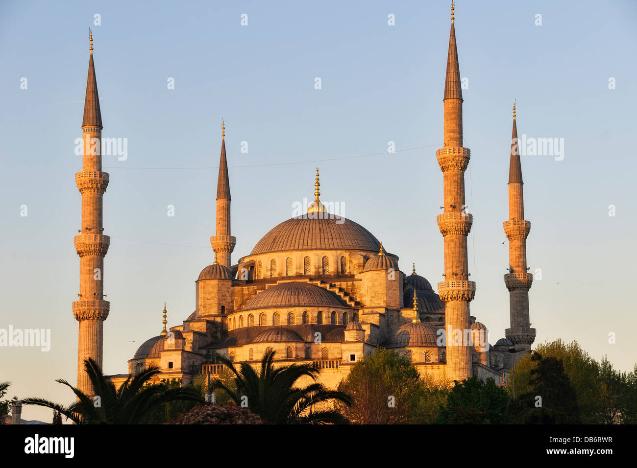 Istanbul, Turkey. The Blue Mosque at sunset Stock Photo - Alamy