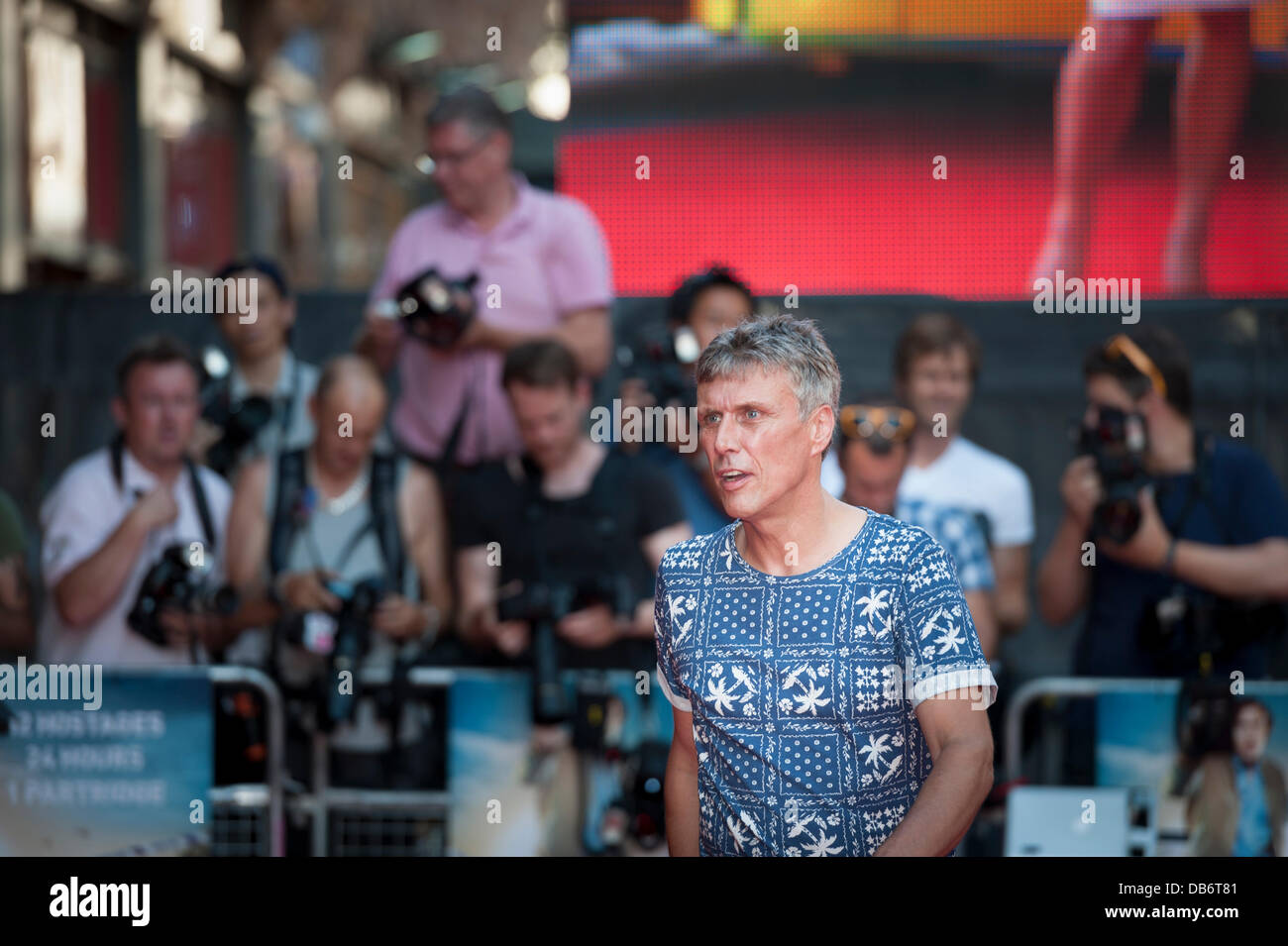 Happy mondays bez hi-res stock photography and images - Alamy