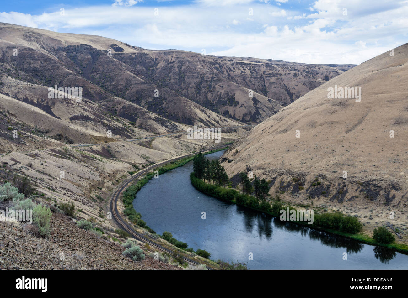Yakima River Canyon Washington United States. Yakima Scenic Highway ...