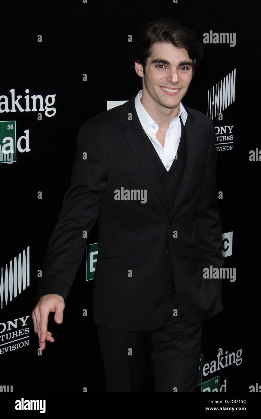 Breaking bad rj mitte hi-res stock photography and images - Alamy