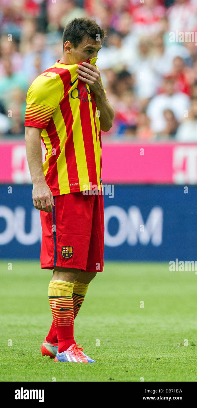 Lionel messi shirt hi-res stock photography and images - Alamy