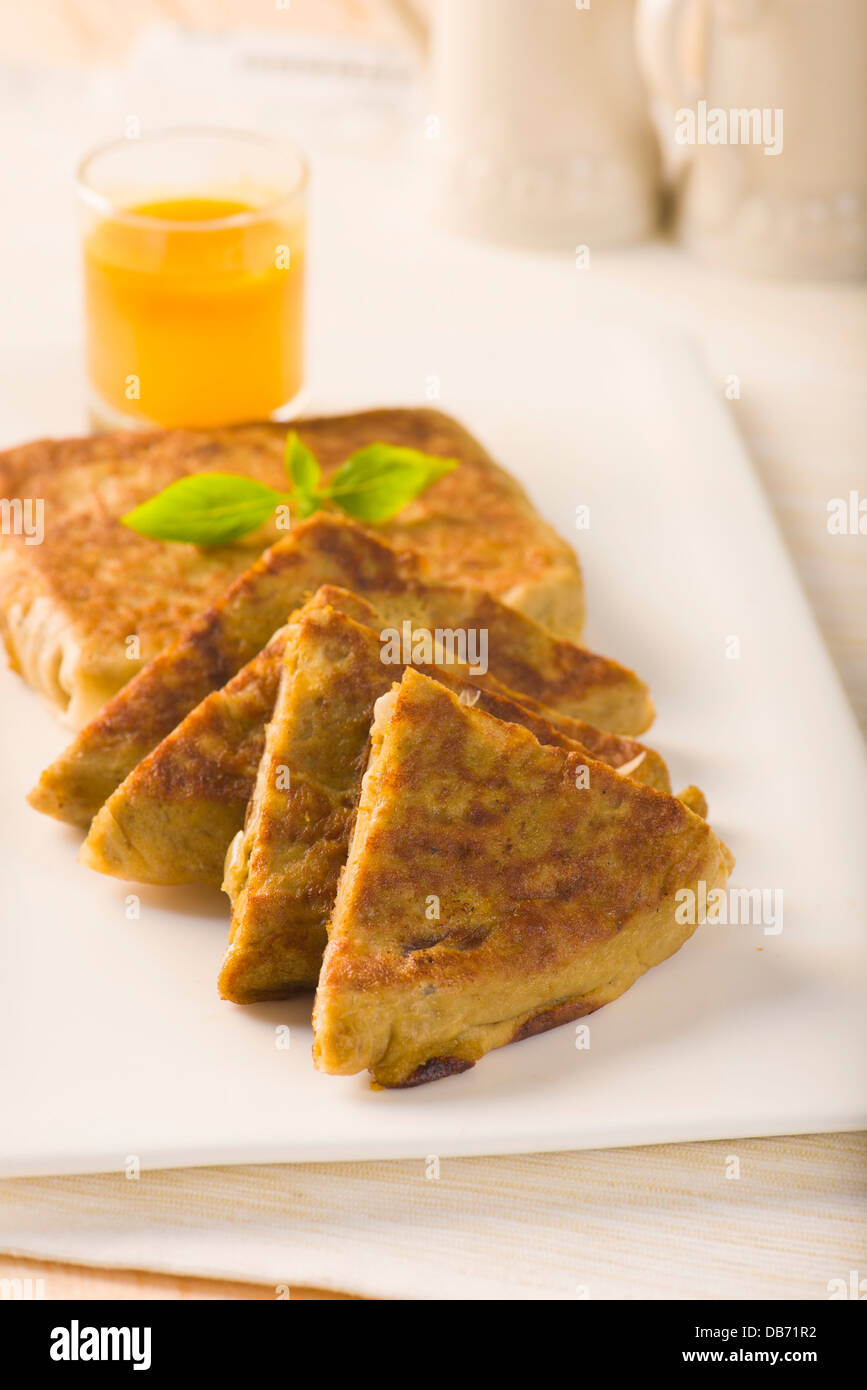 Murtabak hi-res stock photography and images - Alamy