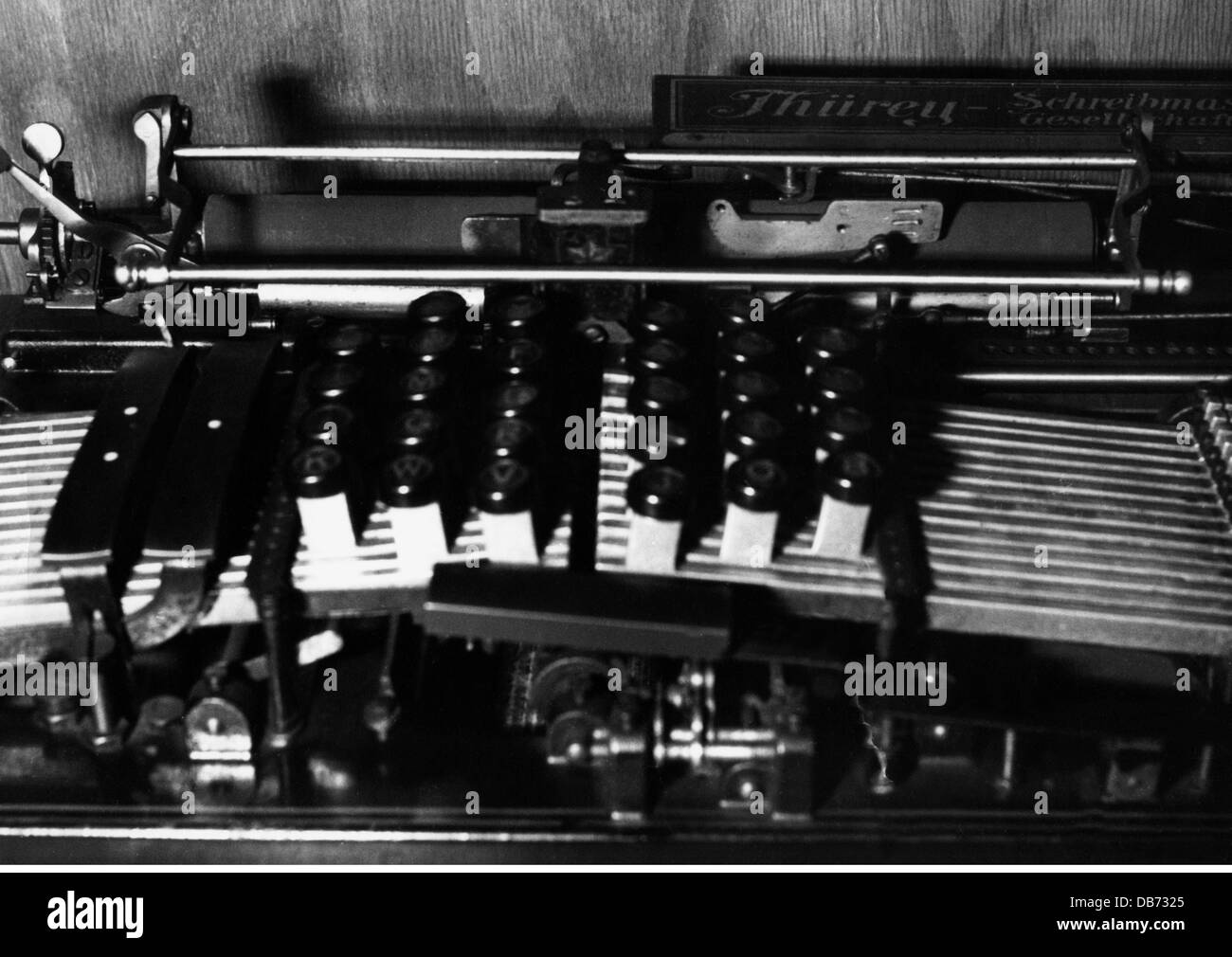 Typeawriter hi-res stock photography and images - Alamy