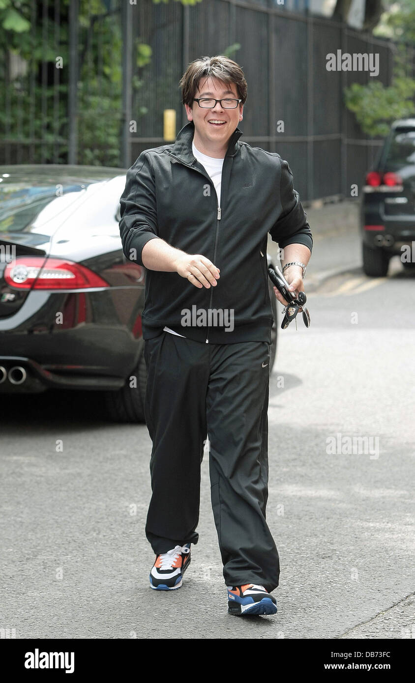 Michael Mcintyre out and about in London London, England - 06.05.11 ...