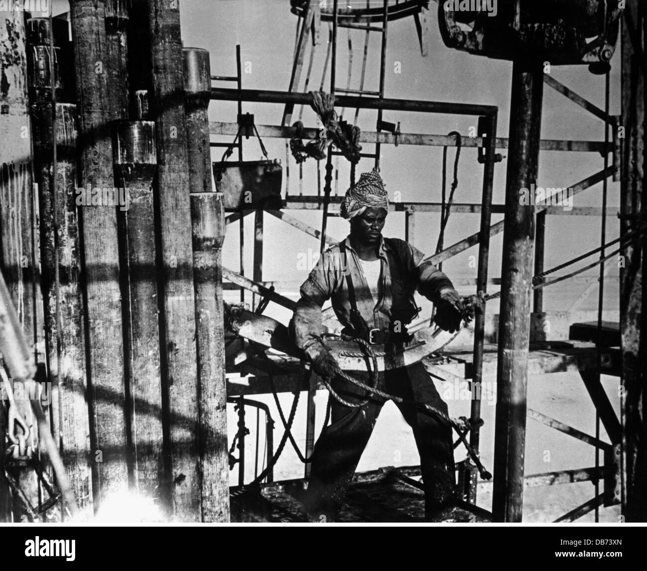 How oil rigs work hi-res stock photography and images - Alamy