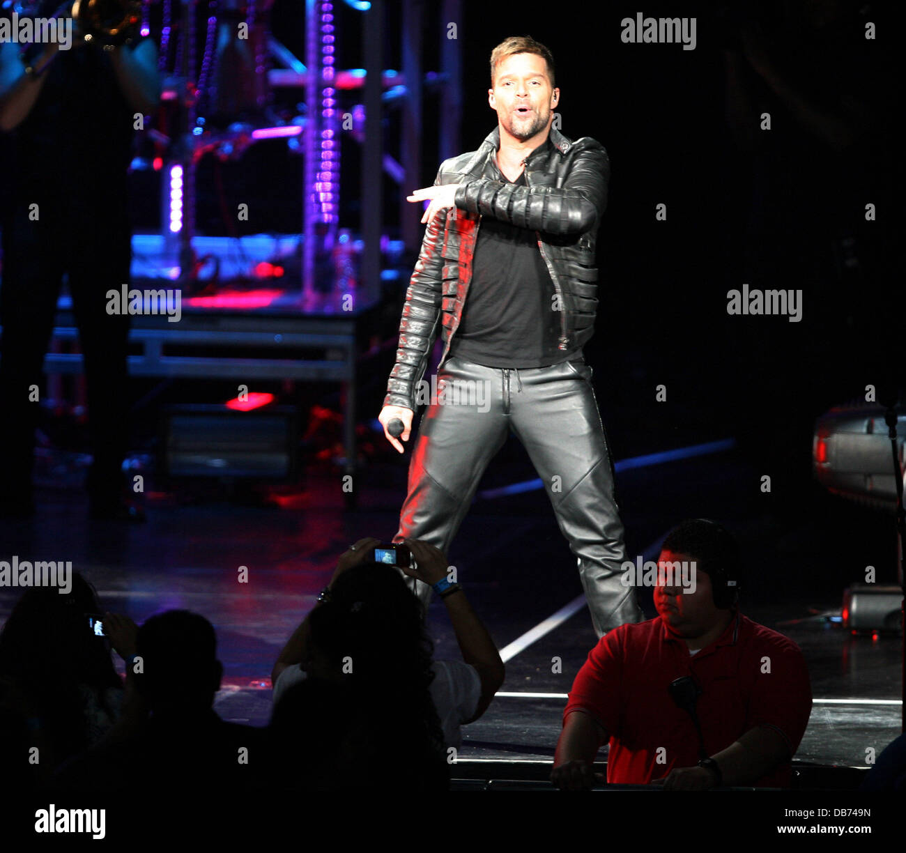 Ricky Martin Ricky Martin's "Musica + Alma + Sexo" Tour - Los Angeles ...