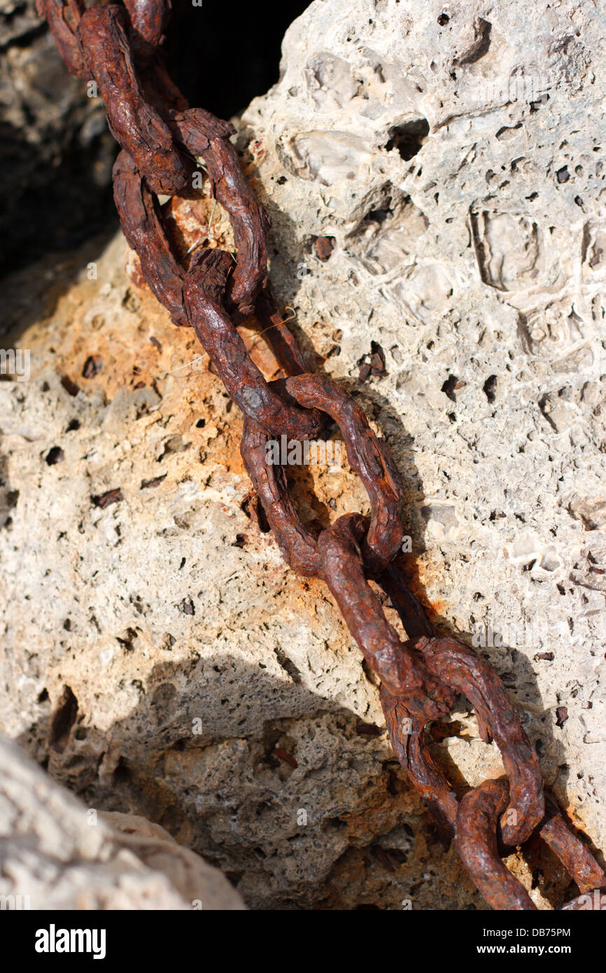 Old industrial chain links at the harbor Stock Photo - Alamy
