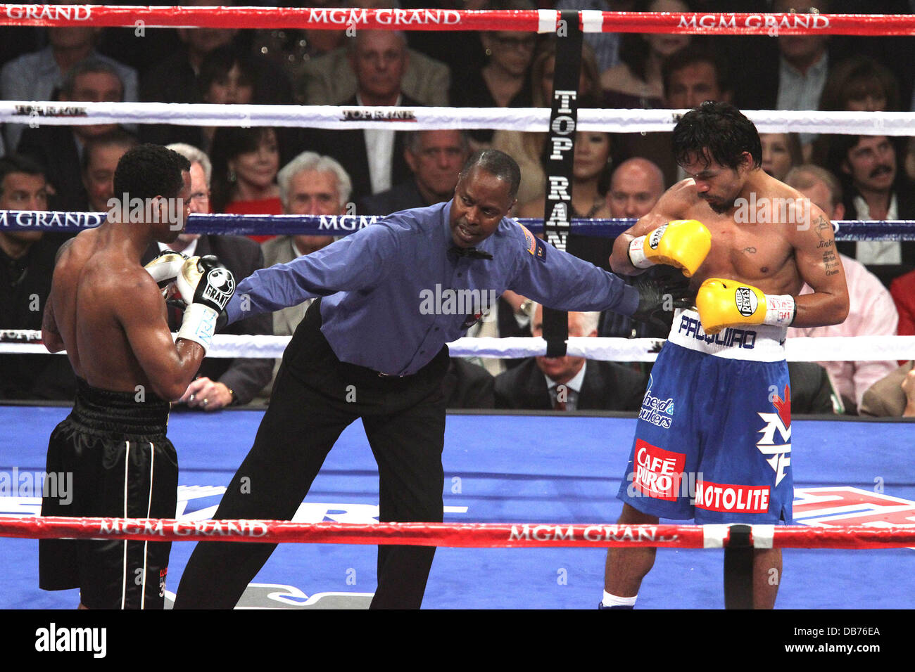 Shane Mosley and Manny Pacquiao Filipino boxer Manny Pacquiao retains ...