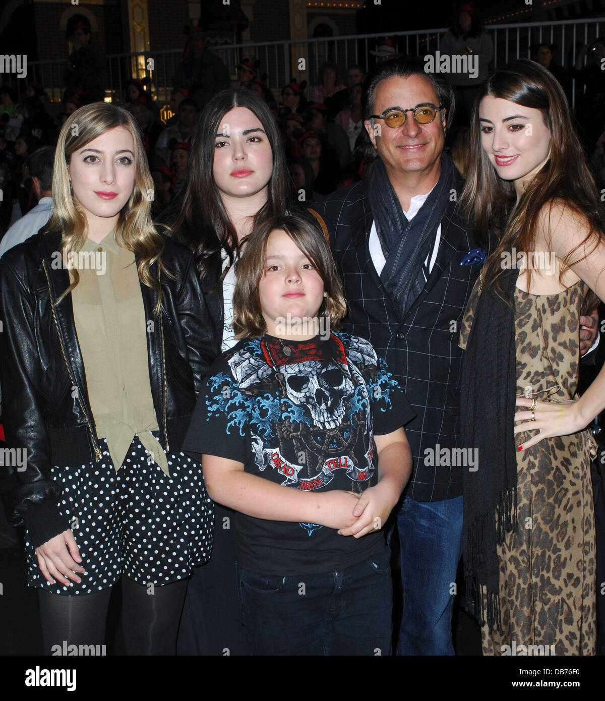 Andy garcia family hi-res stock photography and images - Alamy