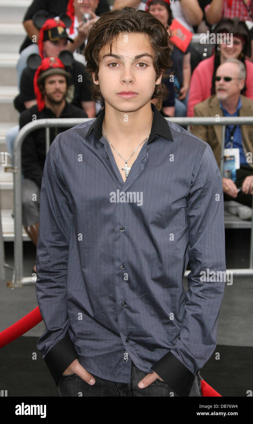 Jake T. Austin 'Pirates Of The Caribbean: On Stranger Tides' World ...