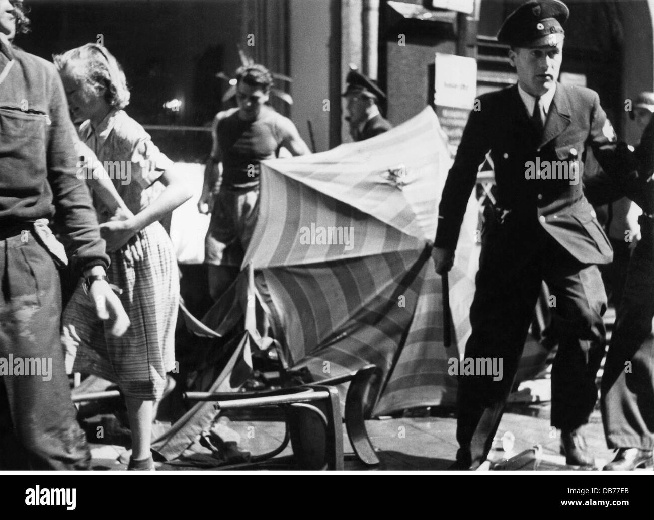 1950s action people hi-res stock photography and images - Alamy