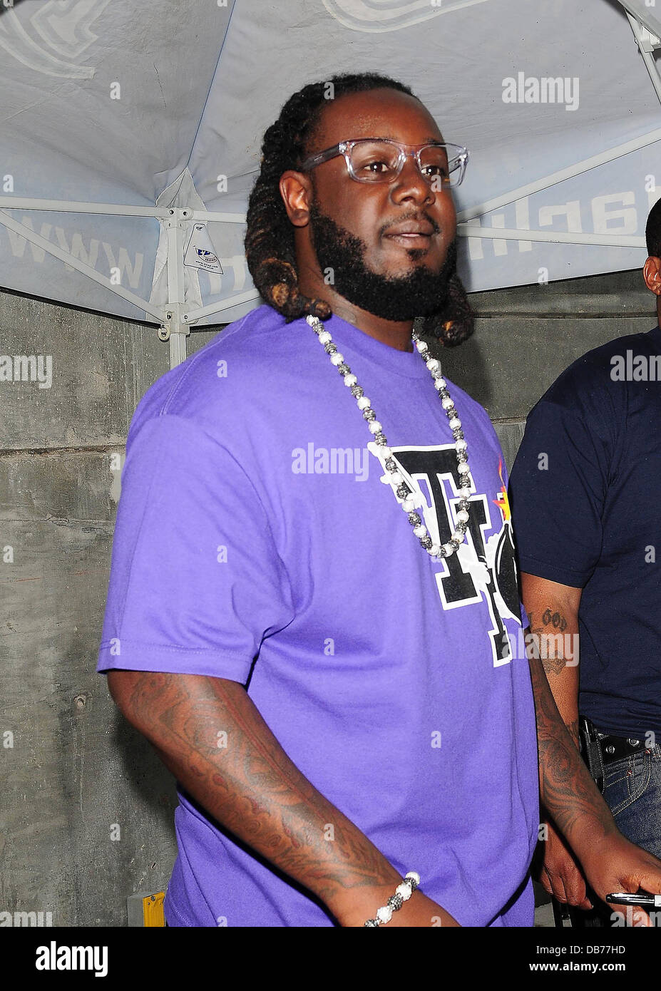 Rapper/Producer T-Pain attends and sign autograph for fans pre-game ...