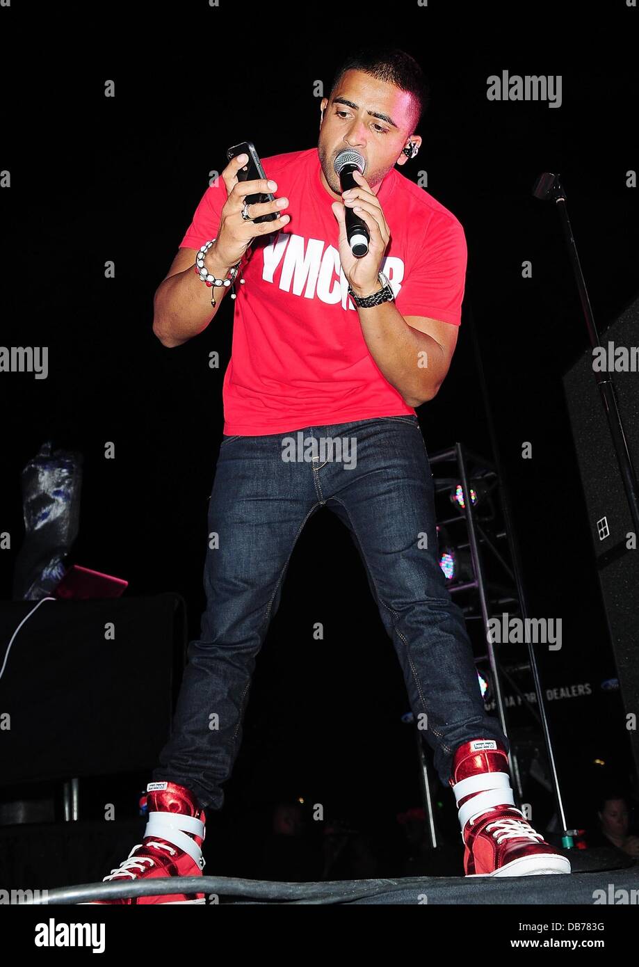 Jay Sean performs during the Super Saturday post-game concert of ...
