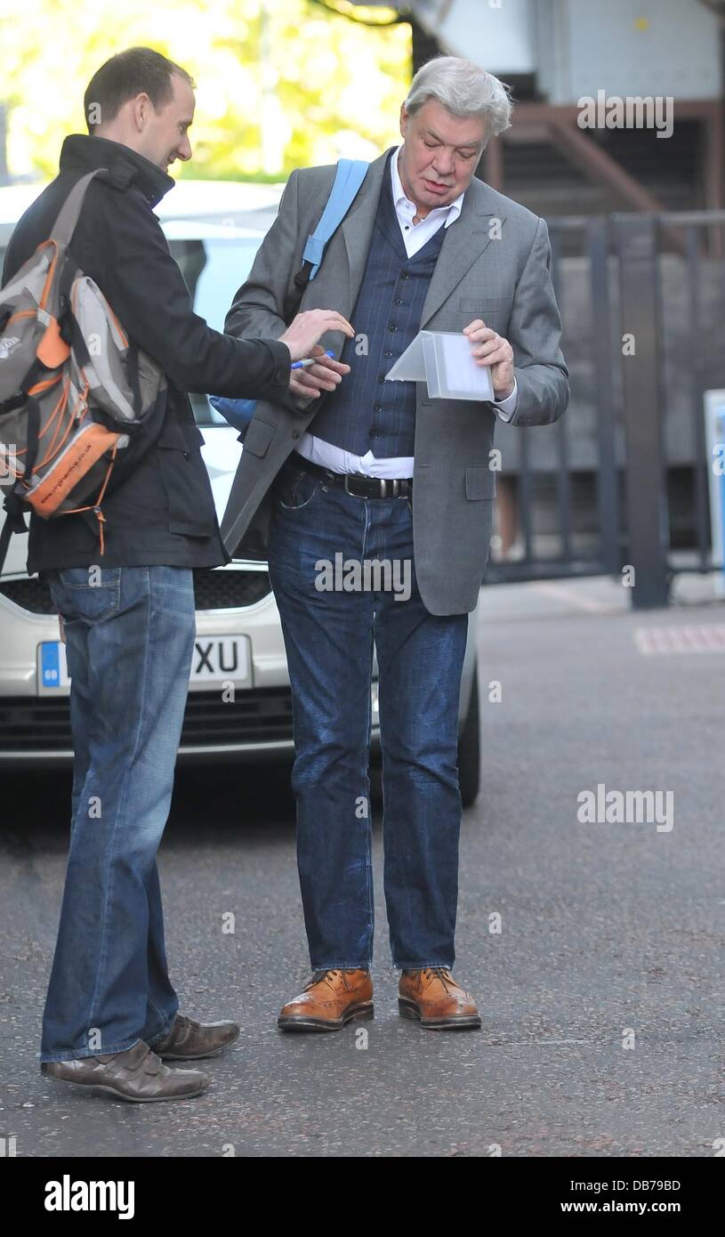 Matthew Kelly outside the ITV studios London, England - 10.05.11 Stock ...