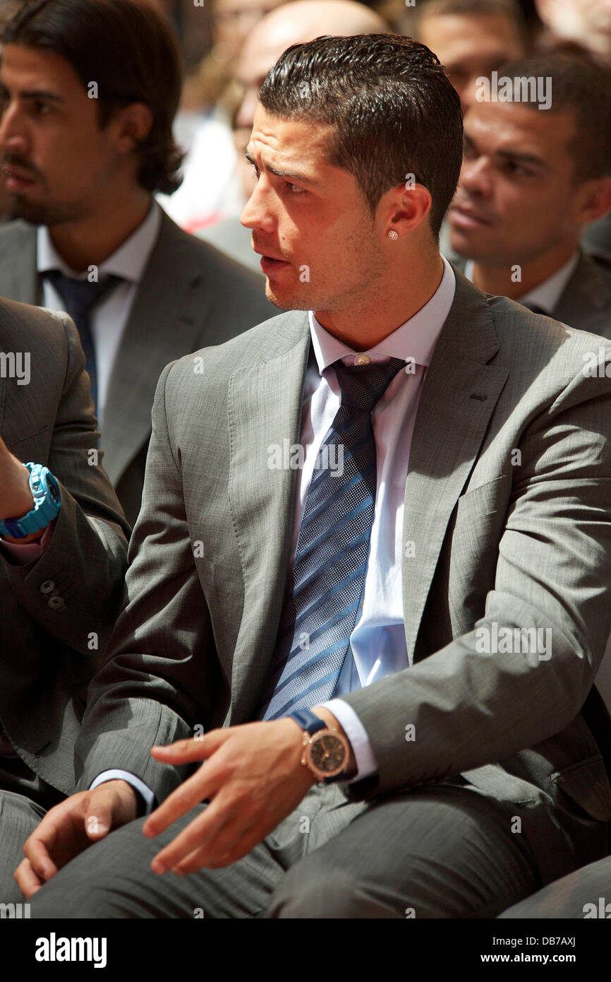 Cristiano Ronaldo Esperanza Aguirre, Countess of Murillo, receives the ...