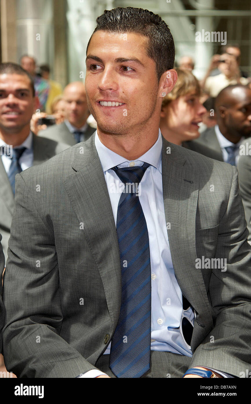 Cristiano Ronaldo Esperanza Aguirre, Countess of Murillo, receives the ...