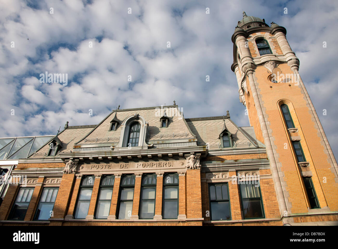Poste de pompiers quebec hi-res stock photography and images - Alamy