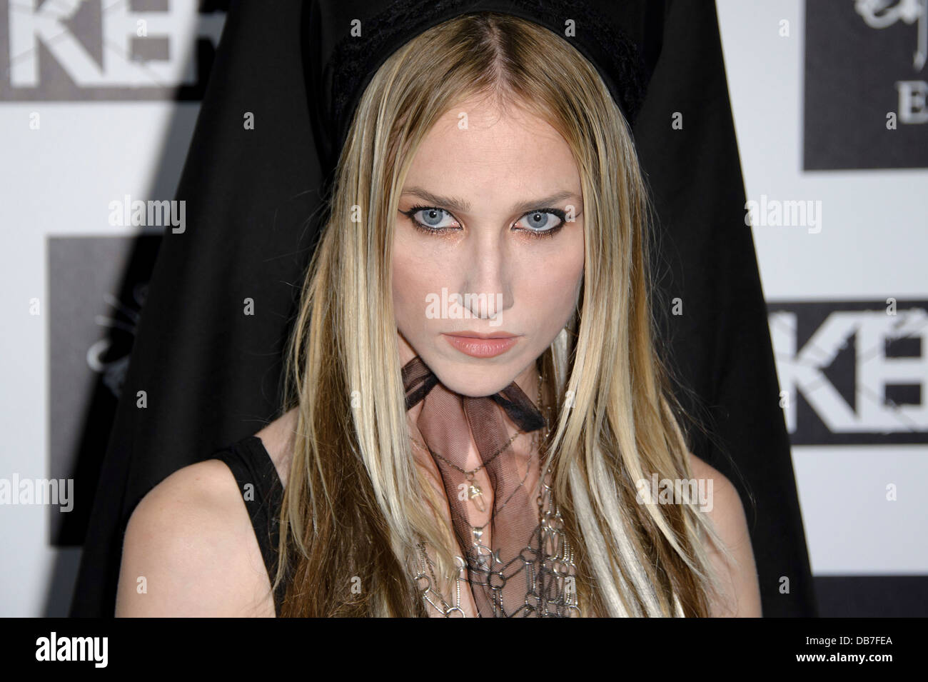 Jill Janus Hot