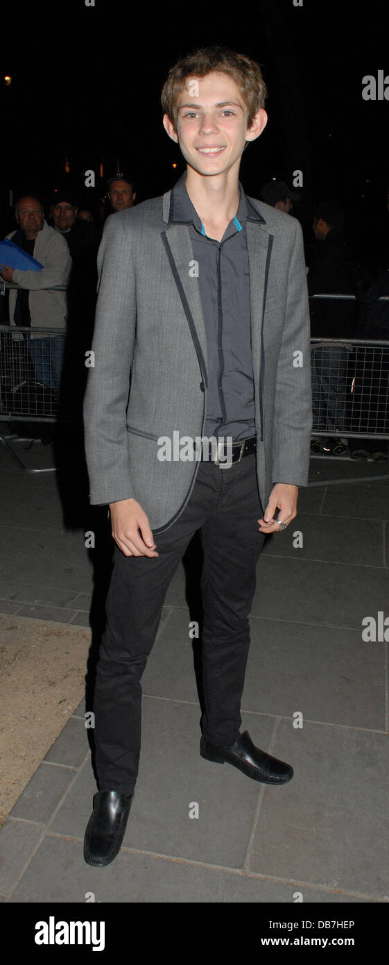 Robbie Kay 'Pirates of the Caribbean: On Stranger Tides' UK film ...