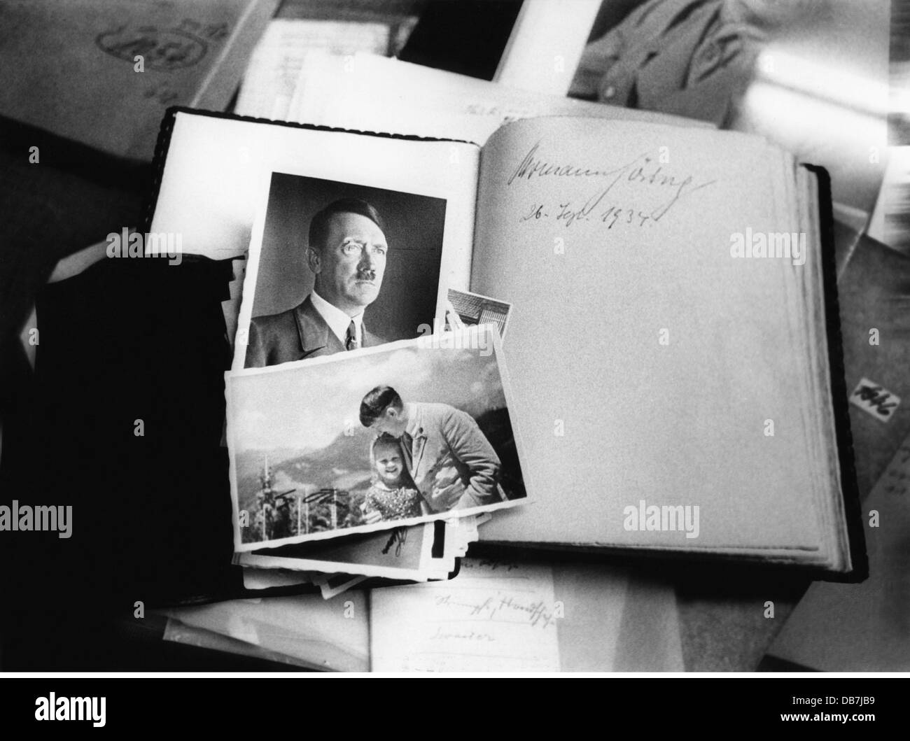 trade, auctions, auction of things from the possession of Adolf Hitler ...