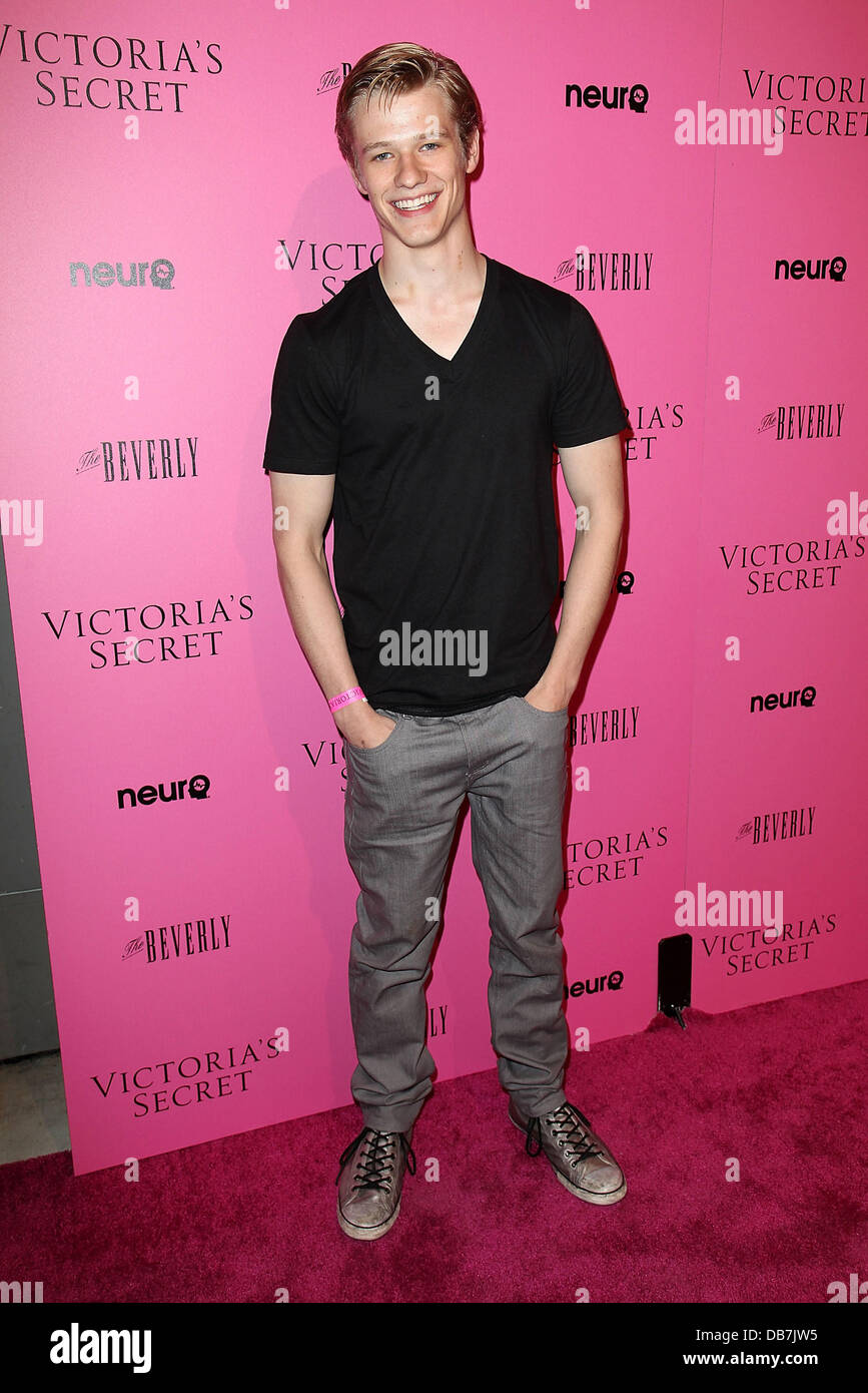 Lucas Till Victoria's Secret 6th Annual 'What Is Sexy? List: Bombshell ...