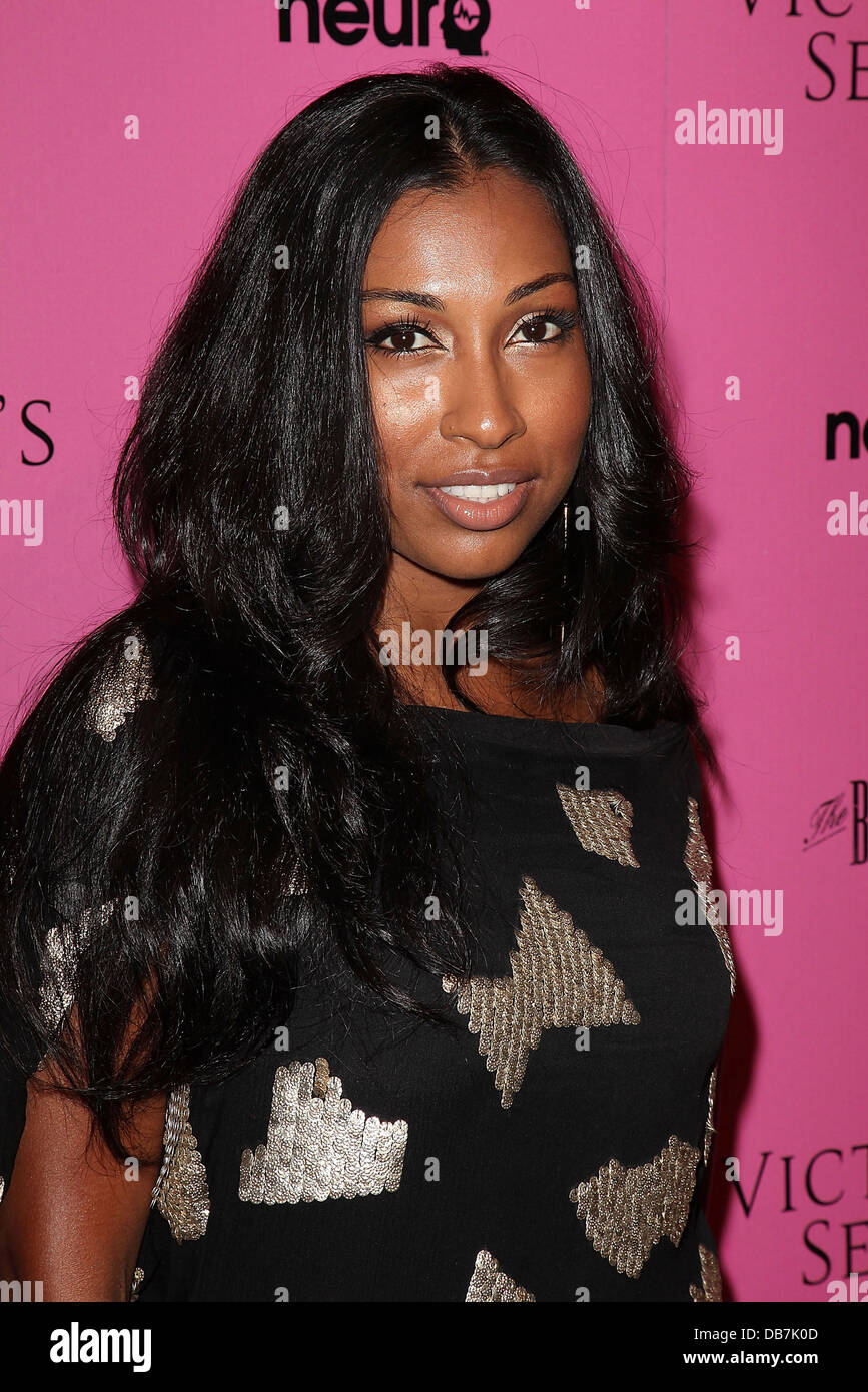 Melanie Fiona Hair