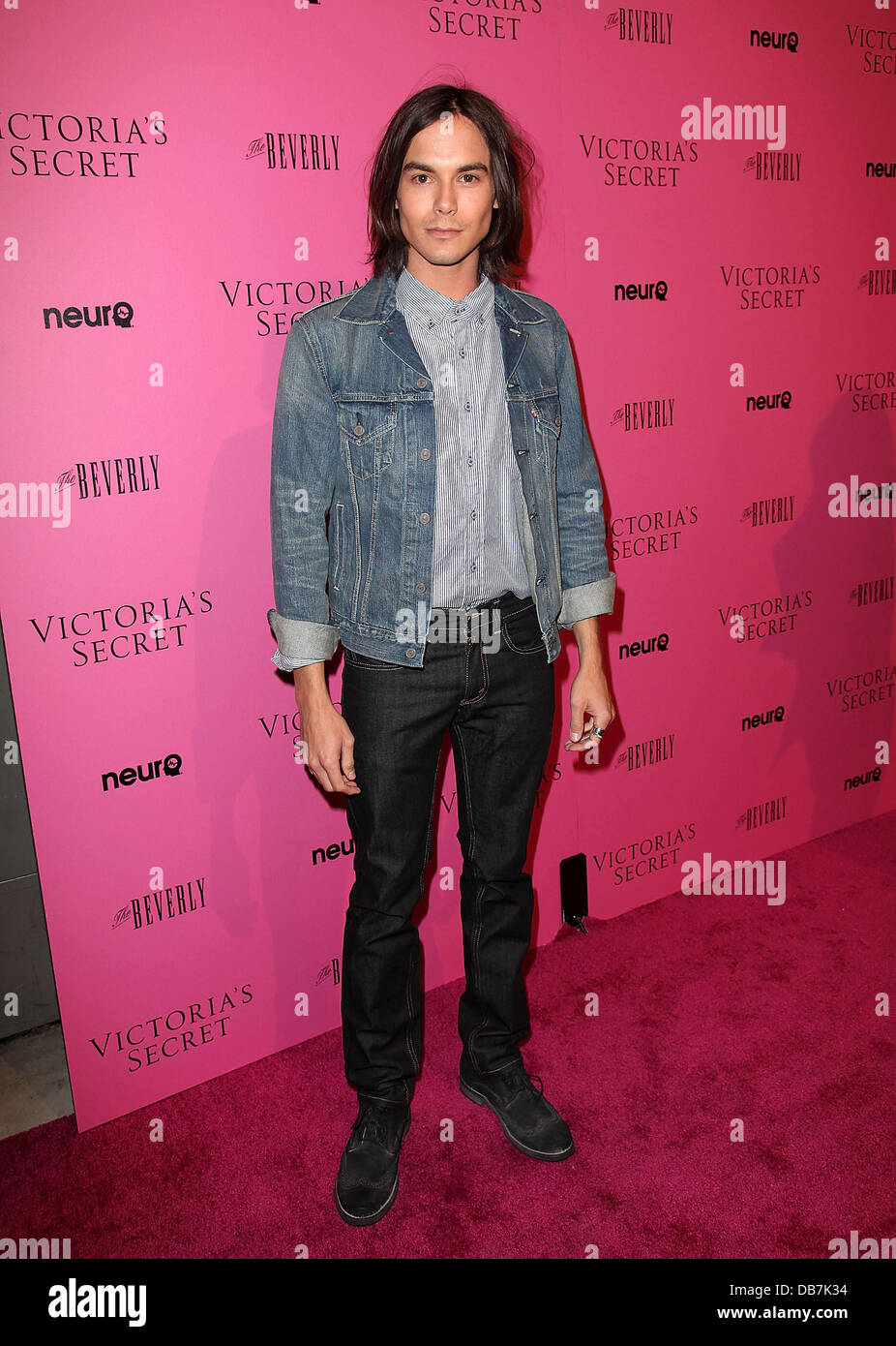Tyler Blackburn Sexy