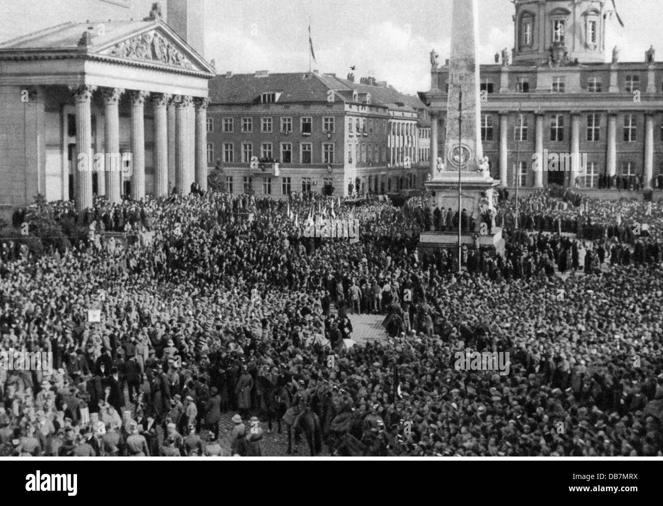 Day potsdam 1933 hi-res stock photography and images - Alamy